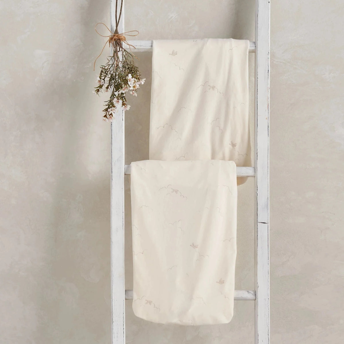 Mamas & Papas Cotbed Fitted Sheets (2 pack) Welcome to the World Duckl ...