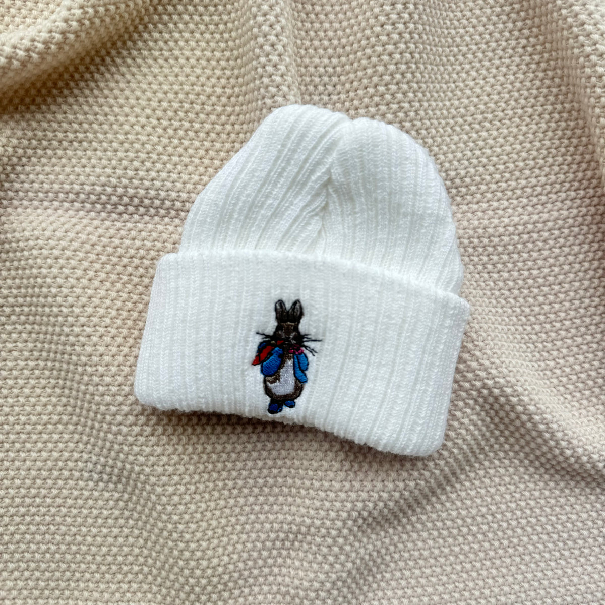 First Size White Rabbit Beanie Hat – Millie & Ralph