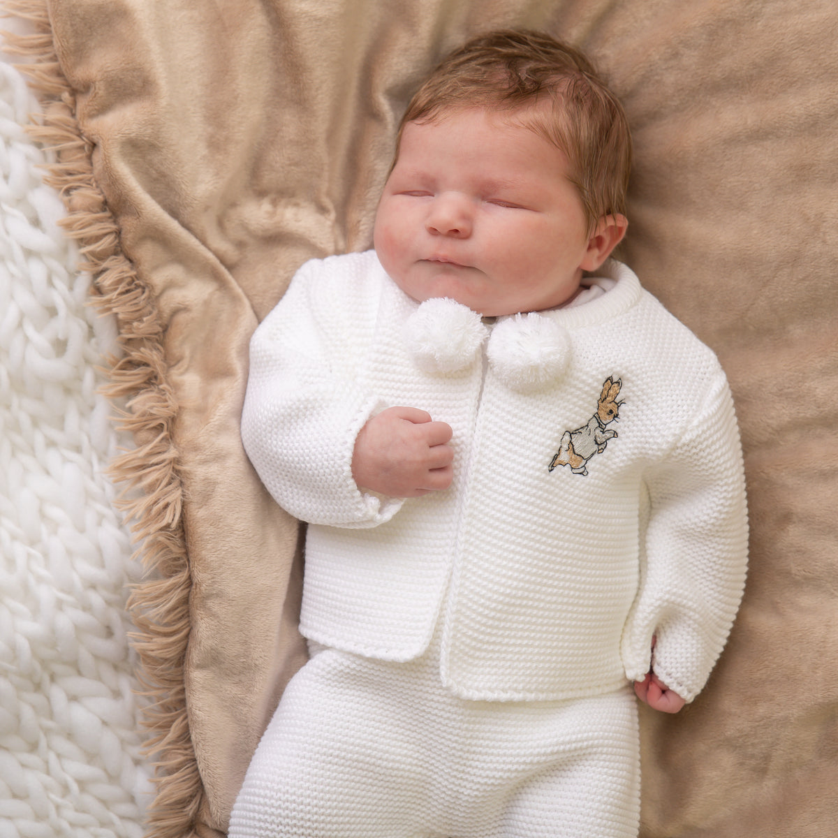 White Rabbit Pom Outfit – Millie & Ralph