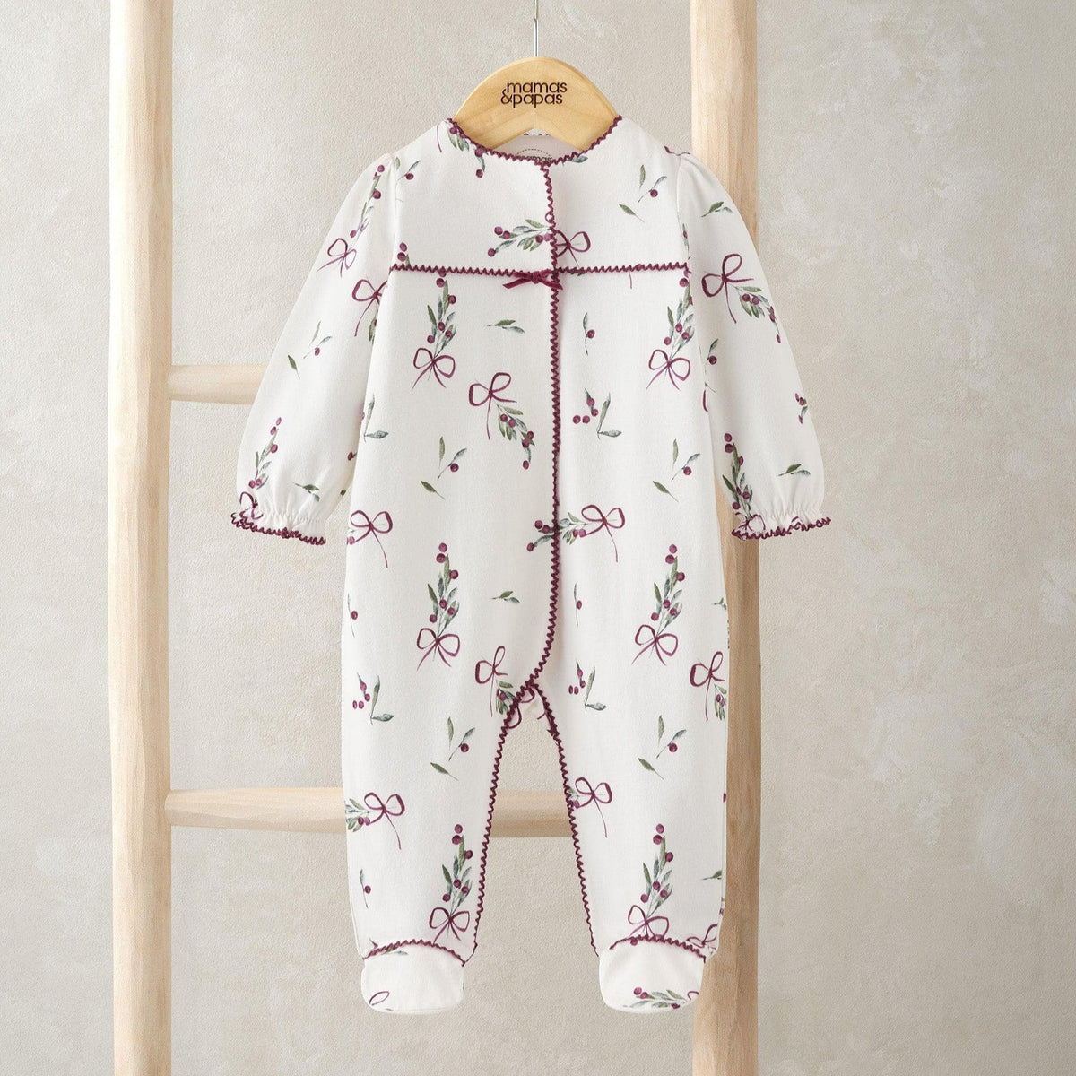 Mamas & Papas Winter Berry Christmas All in One – Millie & Ralph