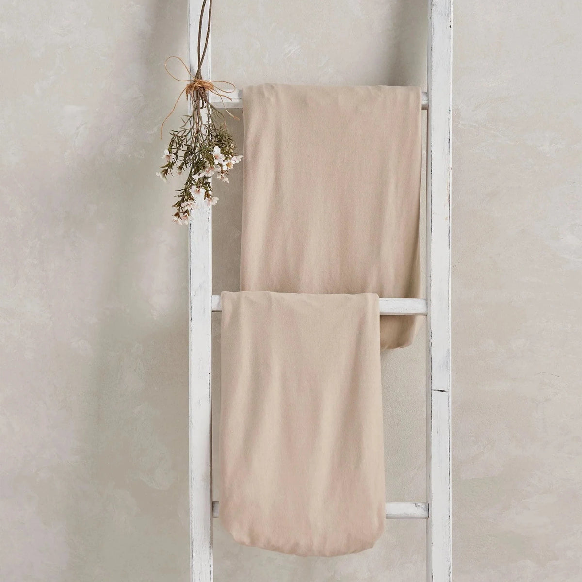 Mamas & Papas Cotbed Fitted Sheets (2 pack) Mocha - Welcome to the Wor ...